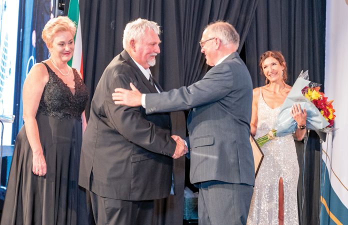 CELEBRATING AWARD WINNERS in the grain farming family - SA Grain